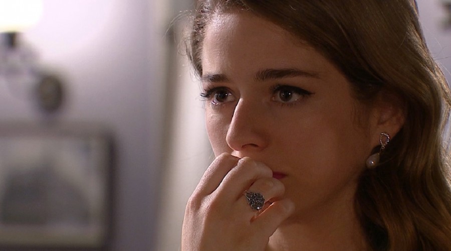 ¡María Elsa recibió una carta del padre Reynaldo! - Mega