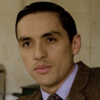 Pedro recibe una terrible noticia de Anselmo - Hijos del desierto - Mega