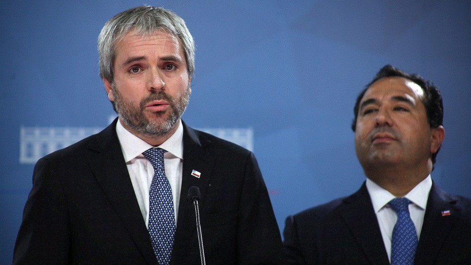 Blumel presentó a nuevo subsecretario, habló de orden público y se refirió a modernización de ...