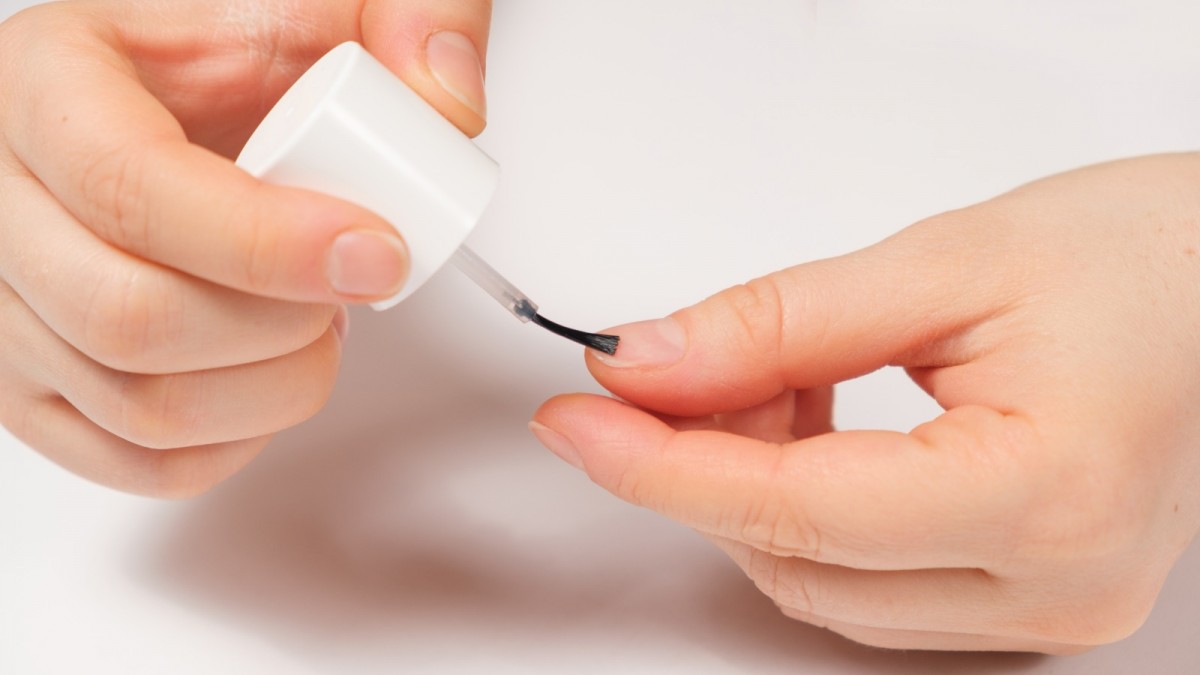 ISP detecta en Chile cosmético con sustancia cancerígena prohibida en Europa y presente en ...